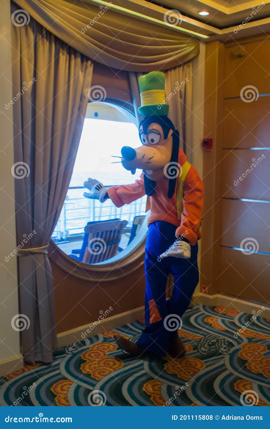 Goofy editorial stock photo. Image of magic, porthole - 201115808