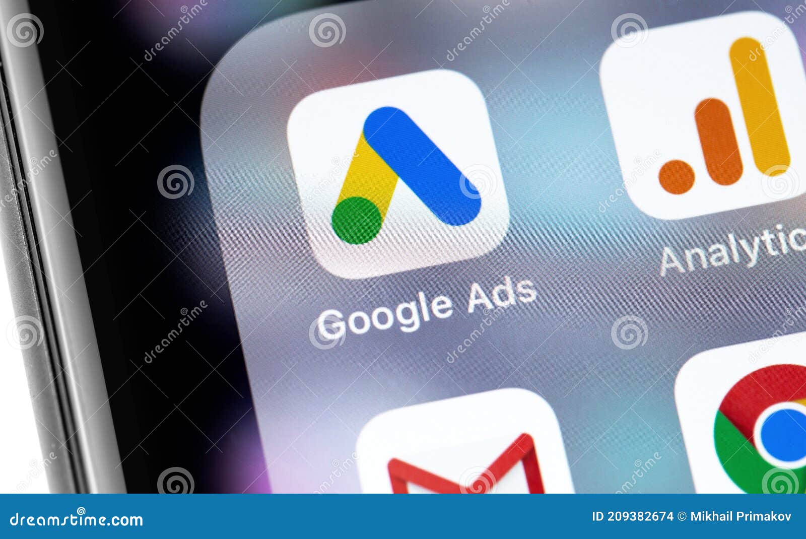 Google Ads AdWords Apps on the Screen Editorial Stock Image - Image of ...