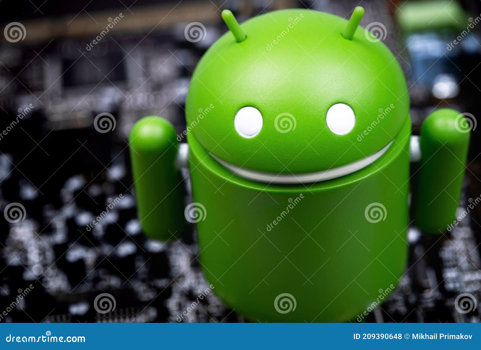 Google Android Figure on White Background Editorial Stock Photo - Image ...