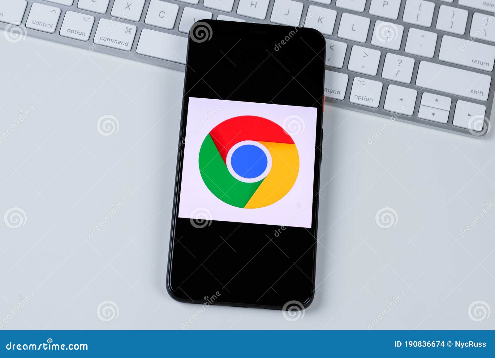 Google Chrome App Logo on a Smartphone Screen. Editorial Stock Image ...