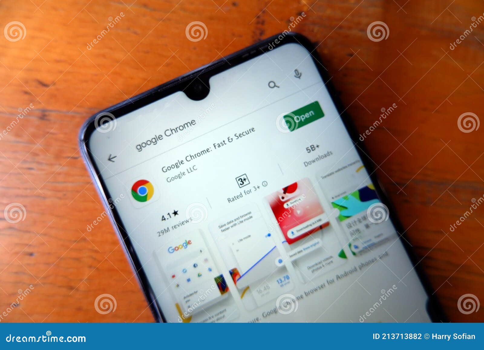 Google chrome web browser editorial photography. Image of google ...