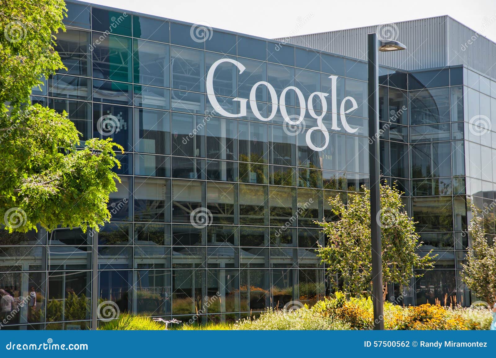 Google Headquarters editorial photography. Image of internet - 57500562