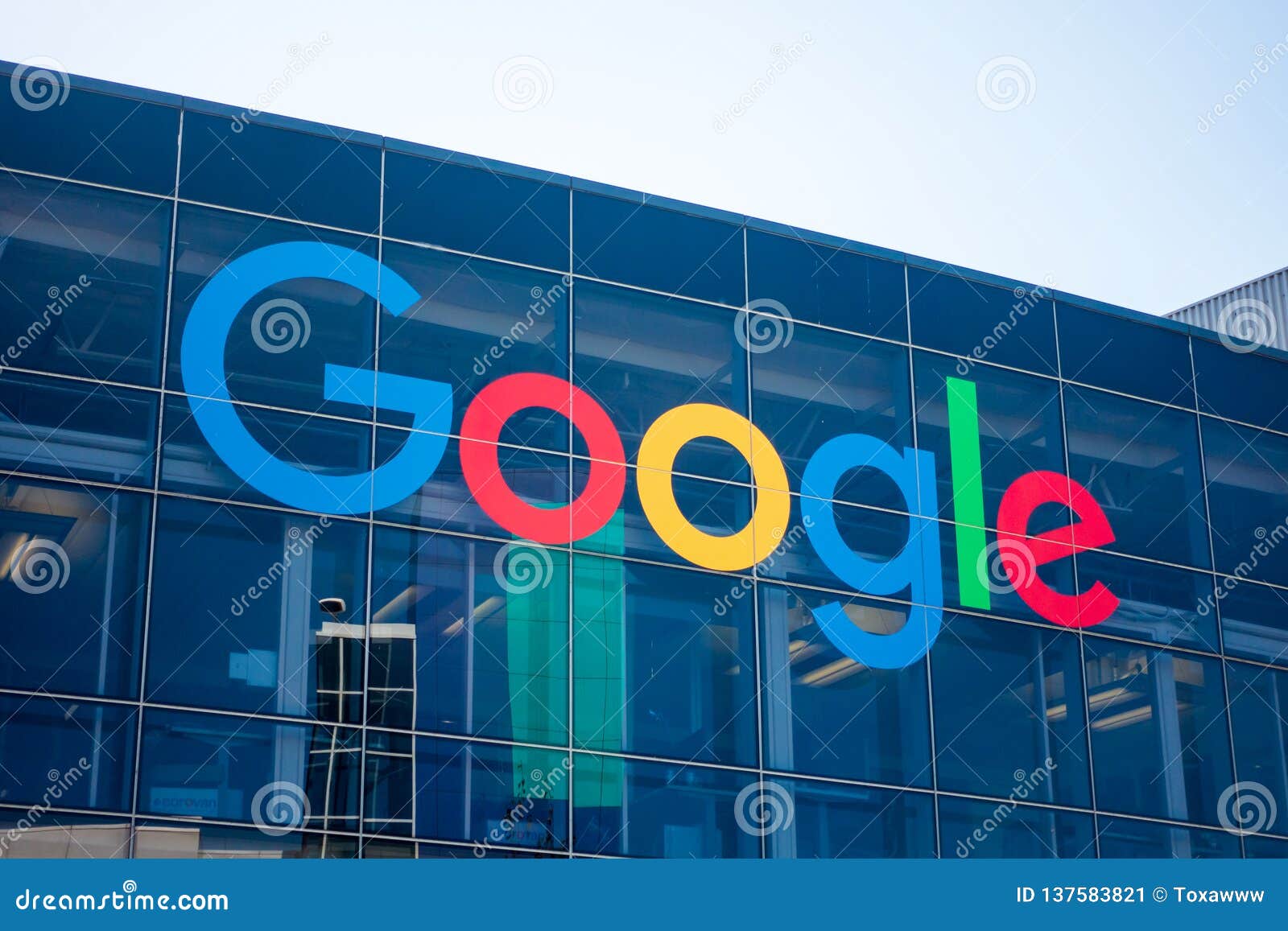 Google Logo at Googleplex Headquarters Main Office Editorial Photo ...