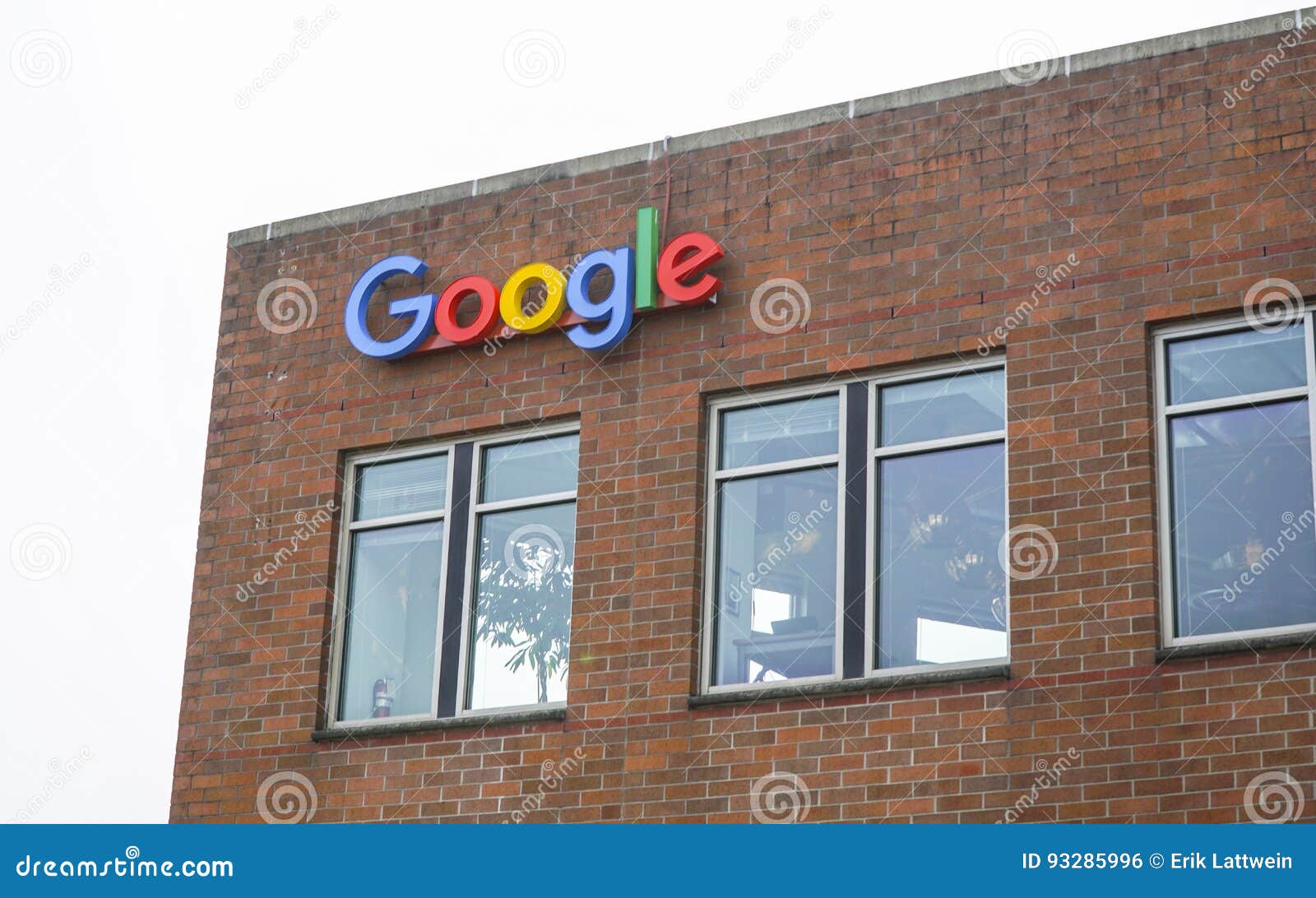 Google Maps Headquarter in Seattle - SEATTLE / WASHINGTON - APRIL 11 ...