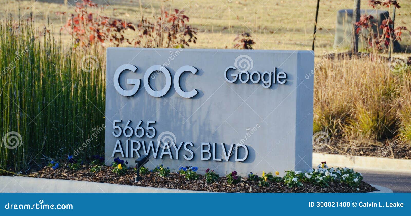 Google Operations Center Sign, Southaven, Mississippi Stock Photo ...