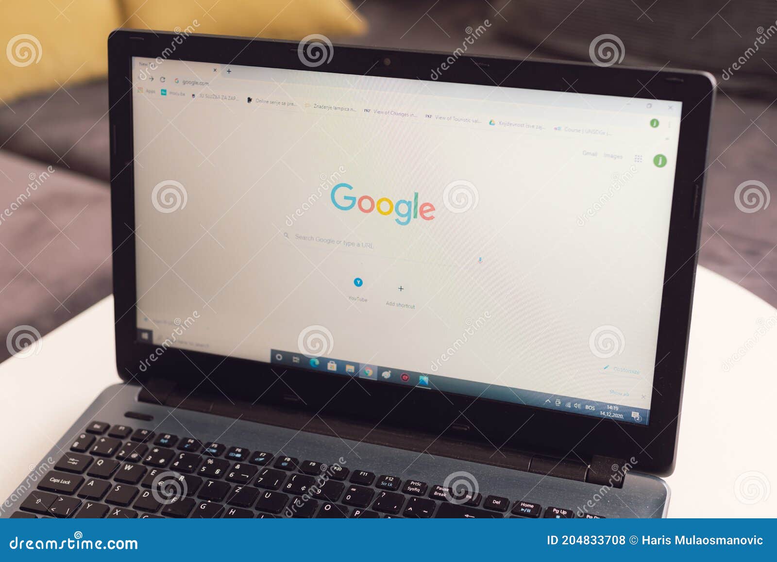 Google Page on Laptop Screen Editorial Stock Photo - Image of sign ...