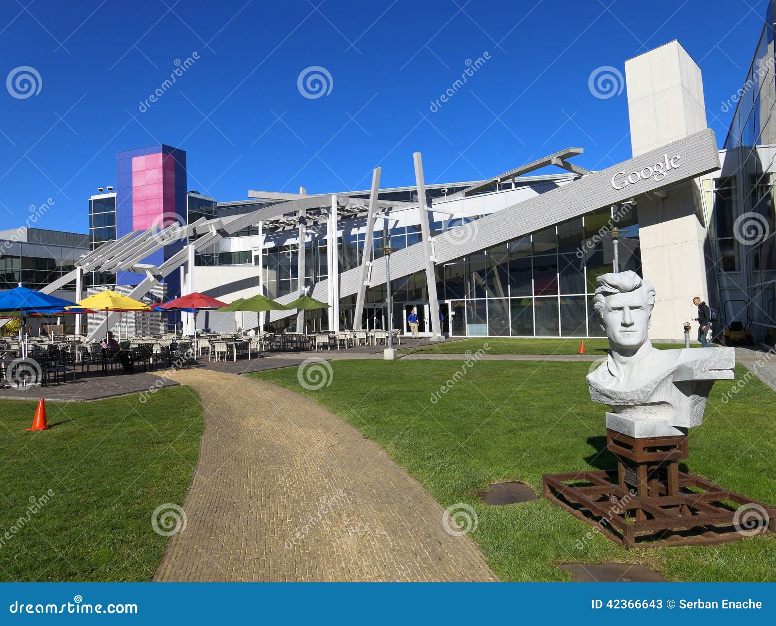 Googleplex courtyard editorial stock photo. Image of buildings - 42366643