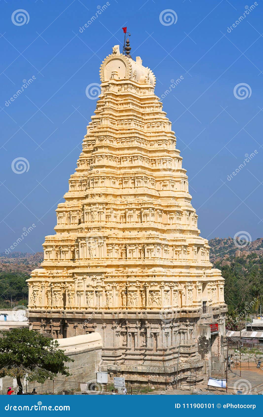 Gopuram of Virupaksha Temple, Hampi, Karnataka Stock Image - Image of ... Gopuram of Virupaksha Temple, Hampi, Karnataka Stock Image - Image of ...