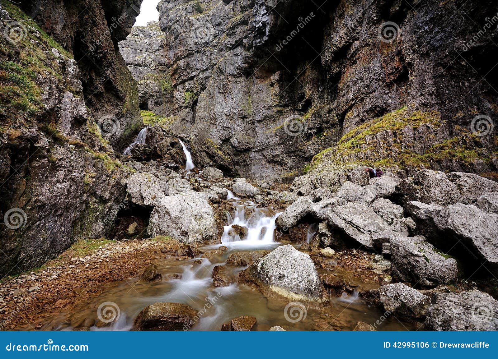 Gordale Scar stock photo. Image of stones, rocks, valley - 42995106
