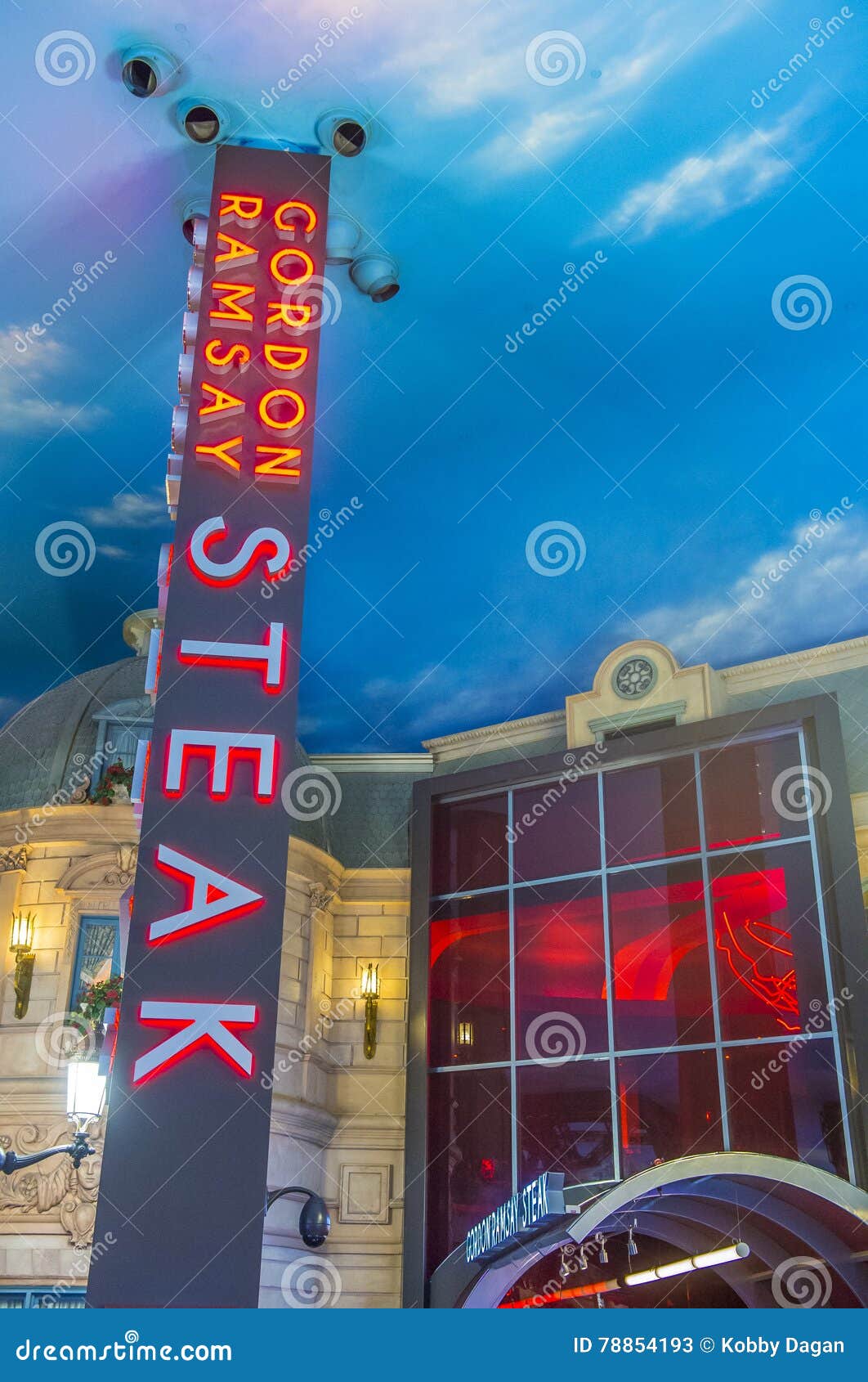 Gordon Ramsay Restaurant photo stock éditorial. Image du ramsay - 78854193