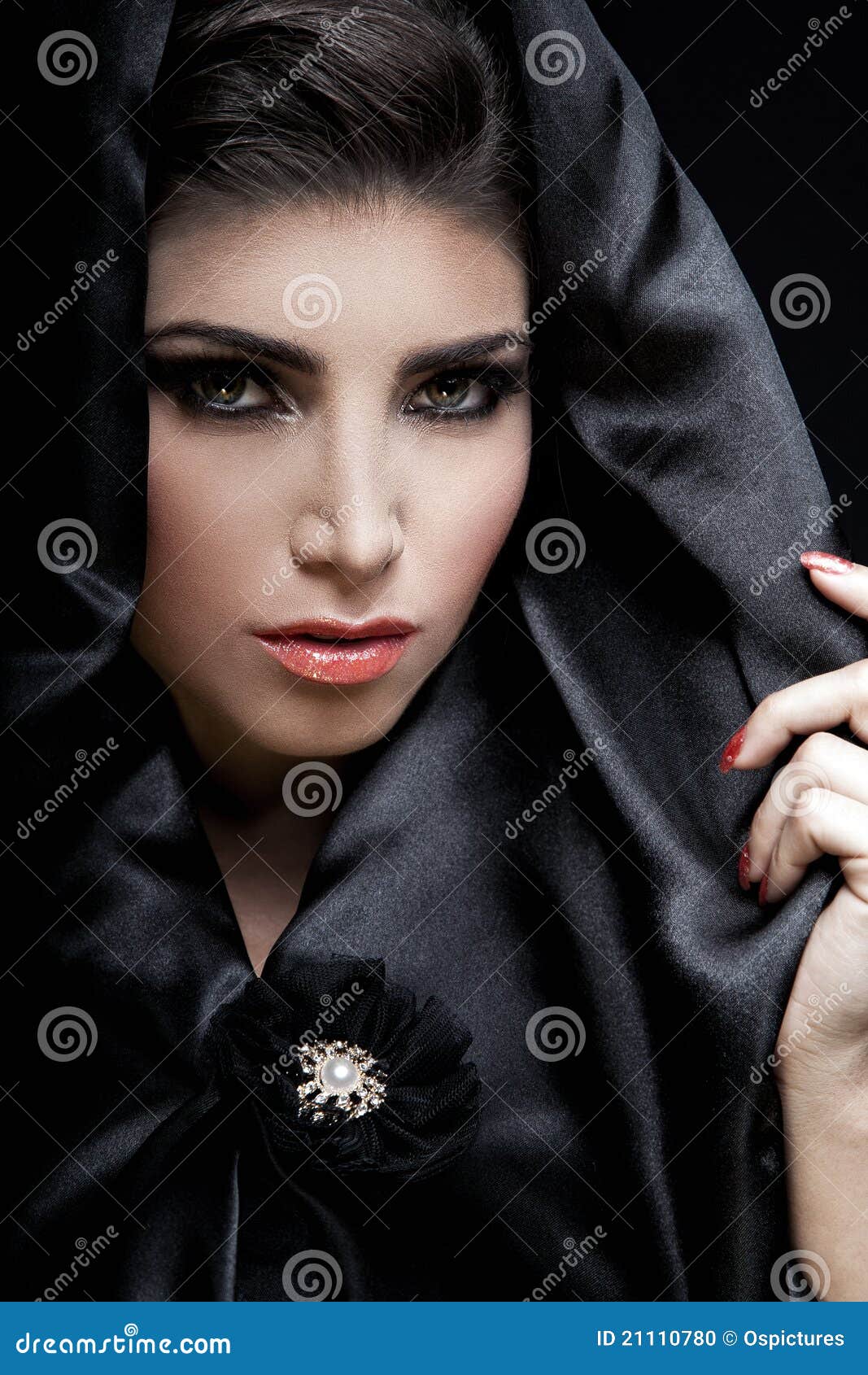 Gorgeous arabic woman stock photo. Image of cover, look - 21110780