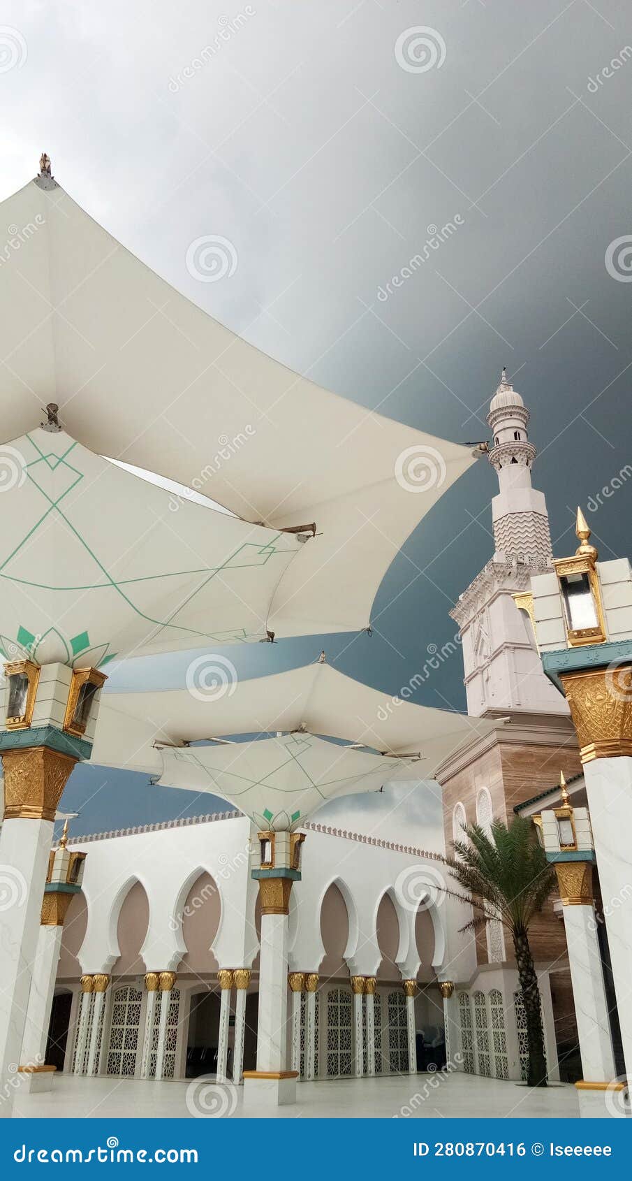 A Gorgeous Scenery of Ar-Rahman Mosque Stock Photo - Image of islam ...
