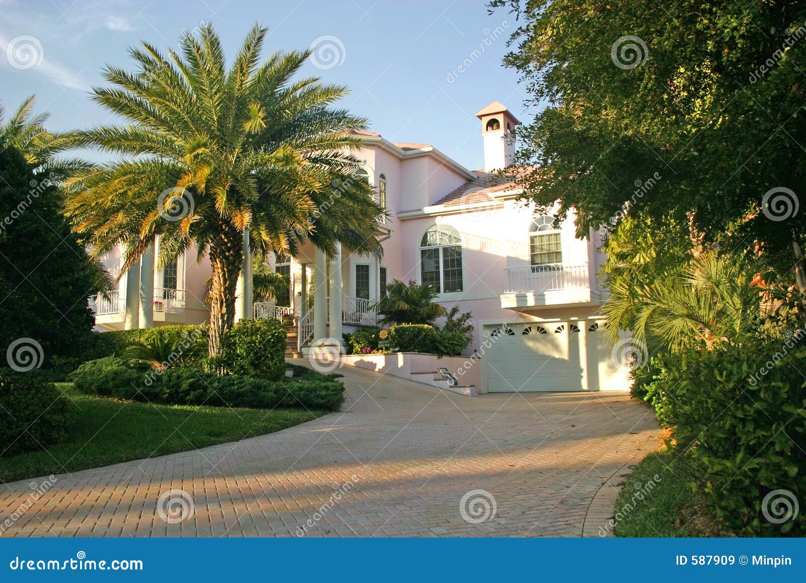 Gorgeous southern home stock image. Image of house, tropics - 587909