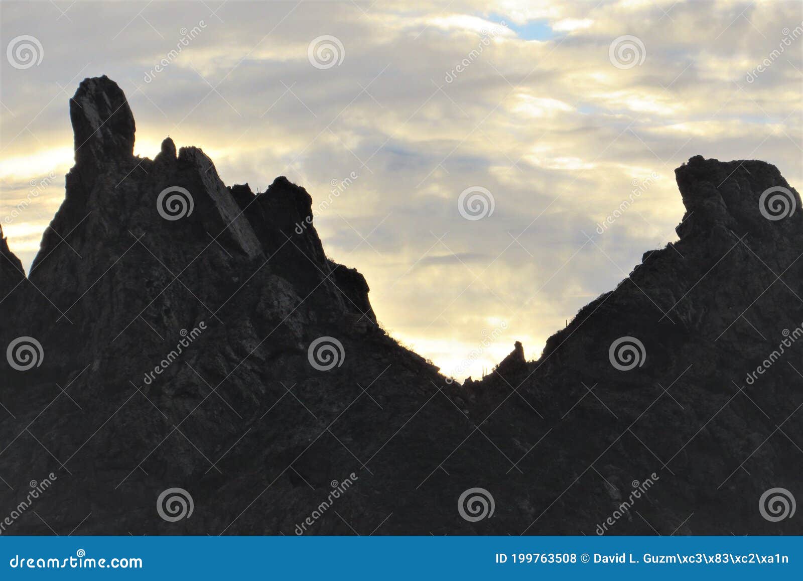 TETAKAWI MOUNTAINÂ´S TWO HIGH PEAKS Stock Photo - Image of logd, clouds ...