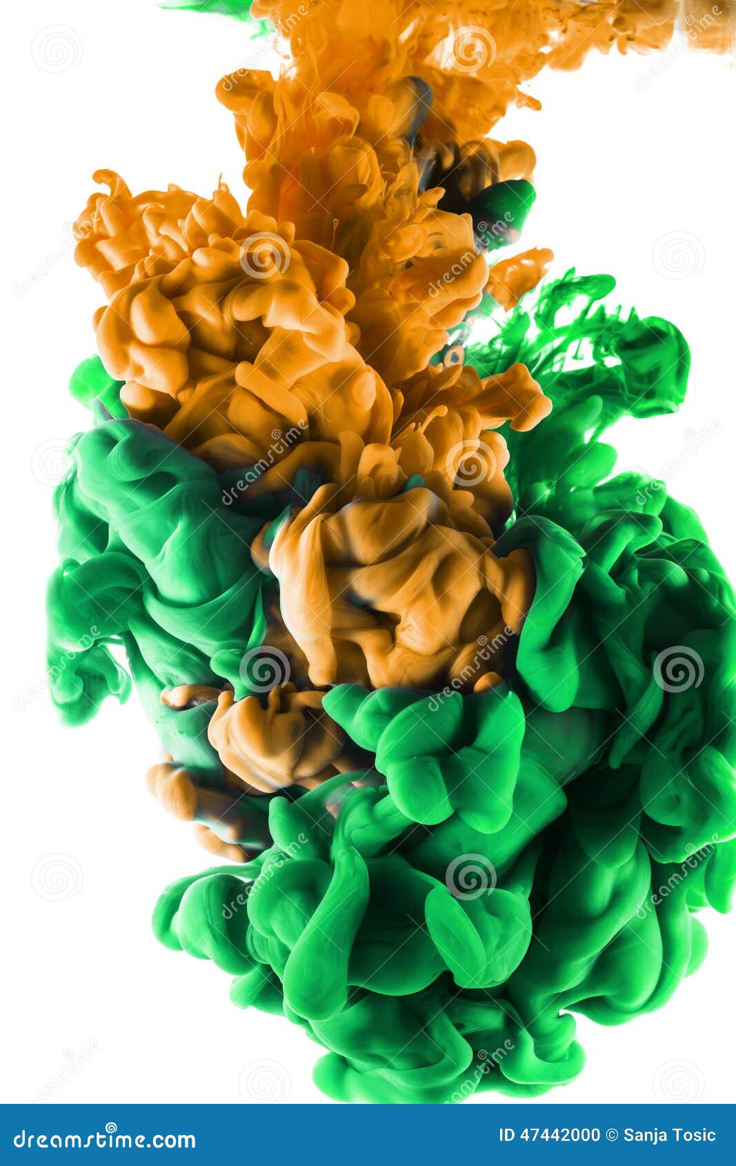 Gota Da Cor Tinta Alaranjada E Verde No Fundo Branco Foto de Stock ...