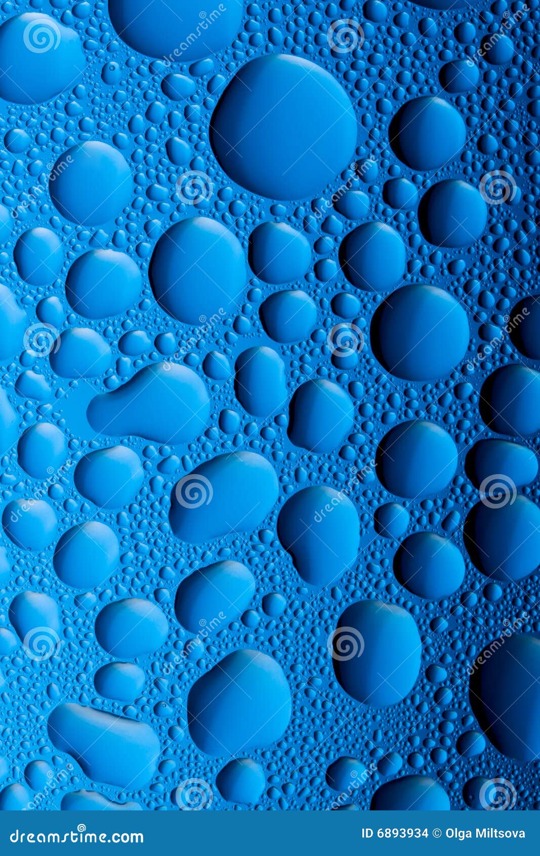 Gotas del agua azul foto de archivo. Imagen de burbuja - 6893934