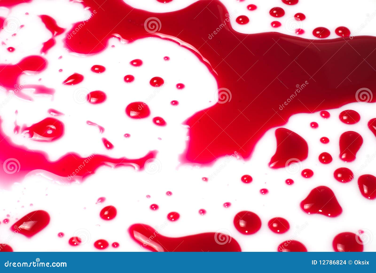 Gotas rojas foto de archivo. Imagen de cierre, forma - 12786824