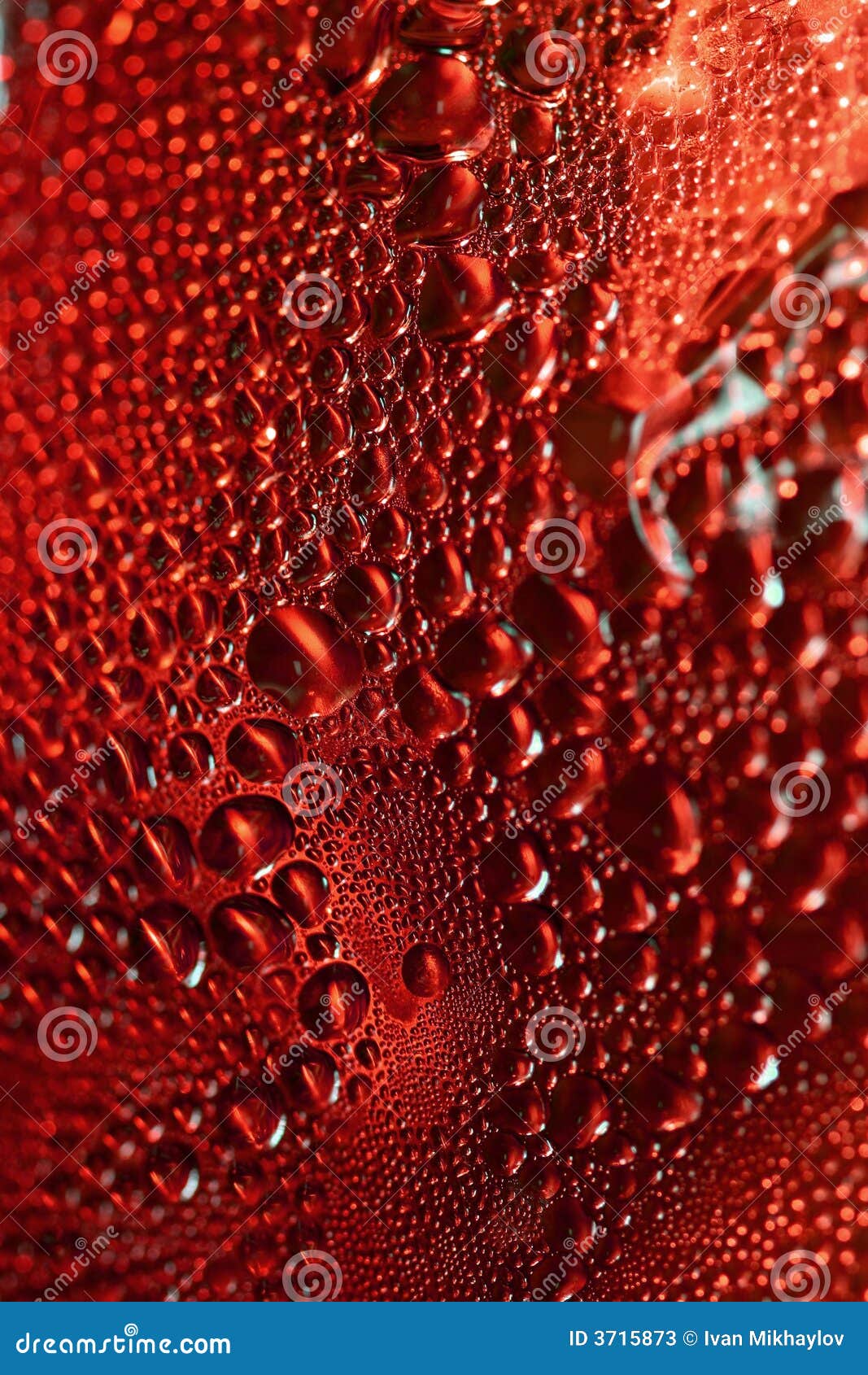Gotas rojas imagen de archivo. Imagen de detalle, condensado - 3715873
