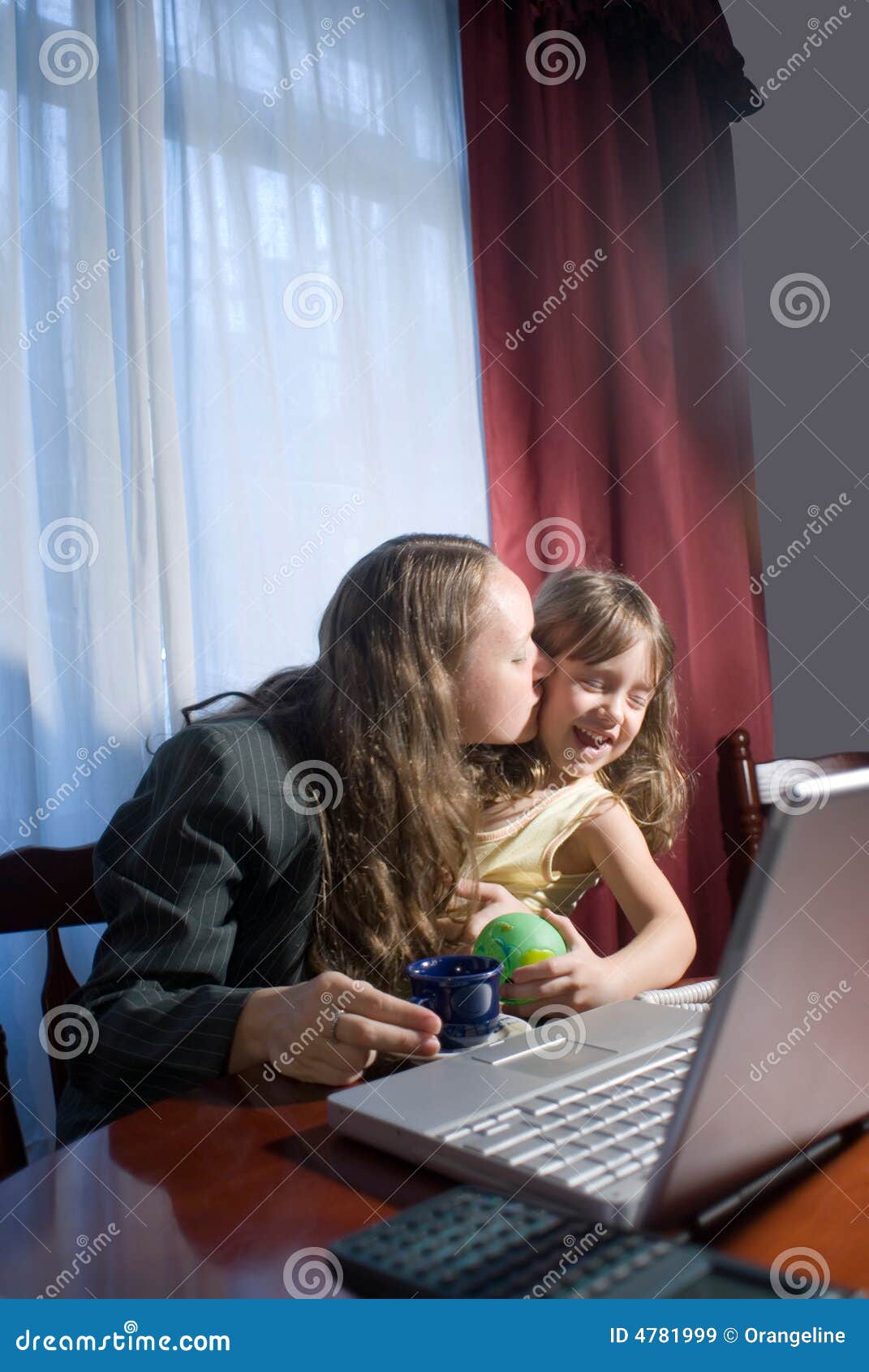 Gotcha imagen de archivo. Imagen de muchacha, juventud - 4781999