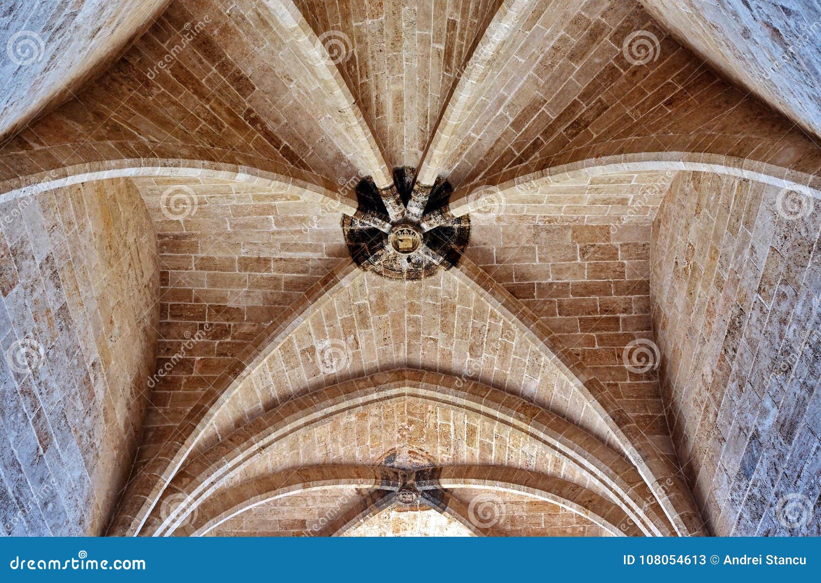 Gothic arch stock image. Image of monument, sanctuary - 108054613
