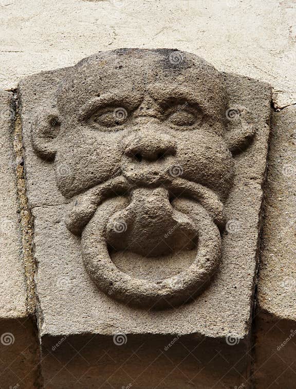 Gothic arch key stock image. Image of keystone, arch - 12214631