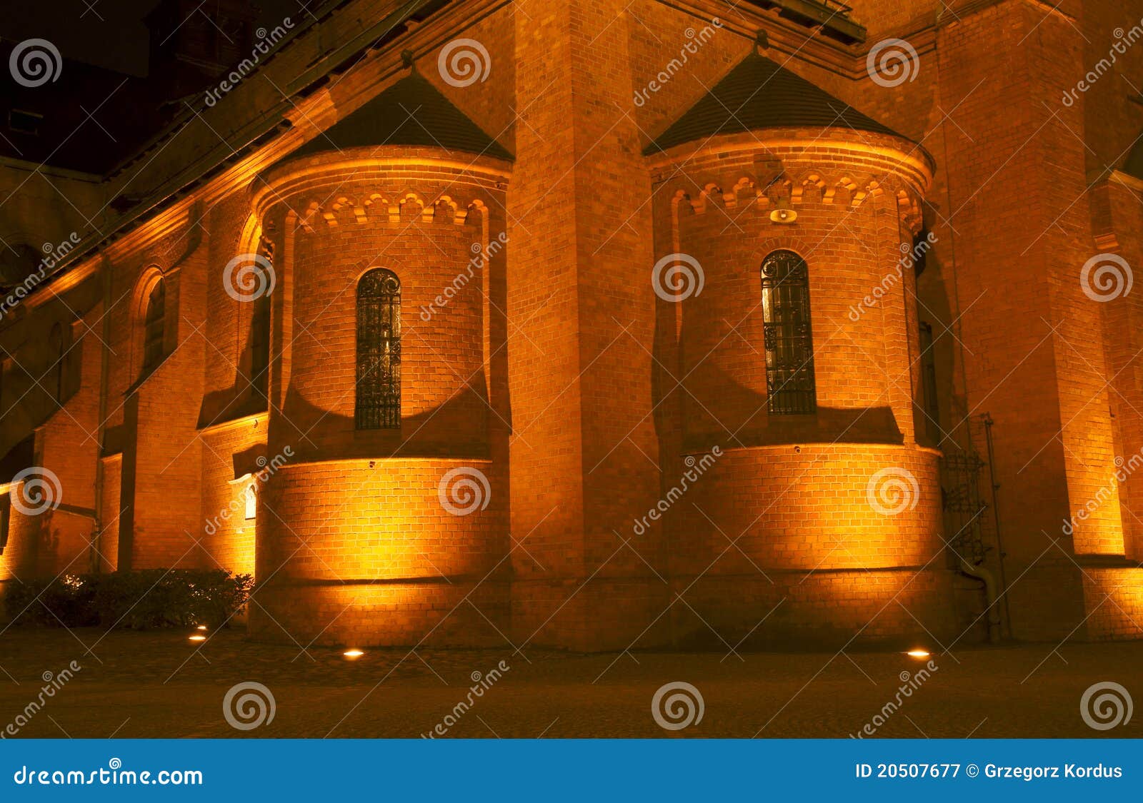 Gothic church at night stock image. Image of cross, gothic - 20507677