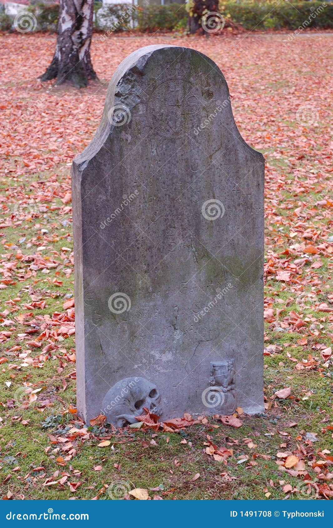 Gothic gravestone stock photo. Image of timeless, autumn - 1491708