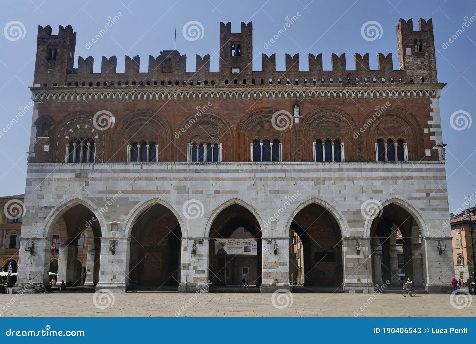 `Piazza Dei Cavalli`, Piacenza Emilia Romagna, Italy Editorial Stock ...
