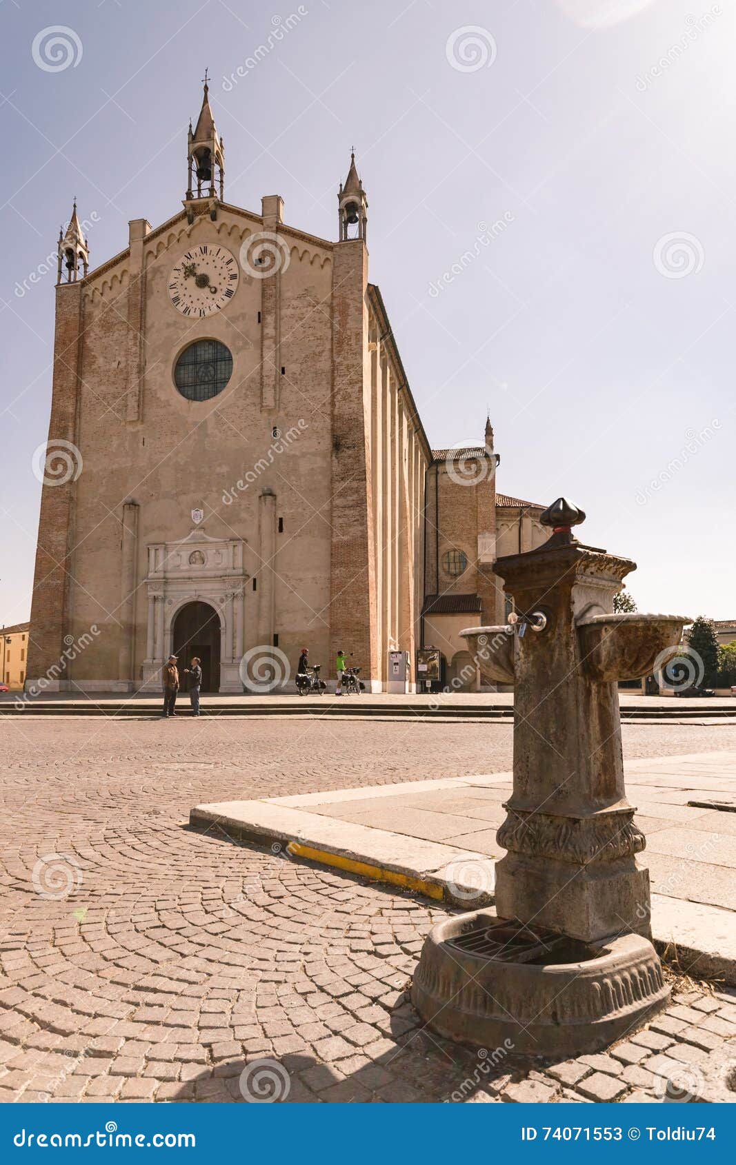 The Gothic-Renaissance Dome in Montagnana, Italy. Editorial Stock Photo ...