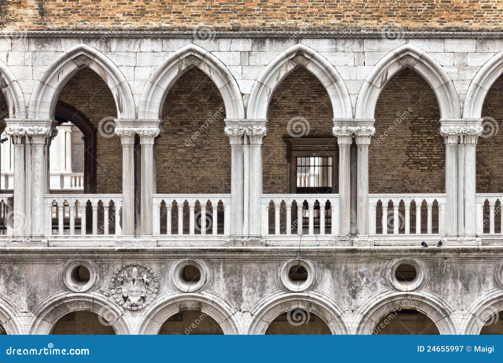 Gothic Style Arcade stock image. Image of veneto, stone - 24655997
