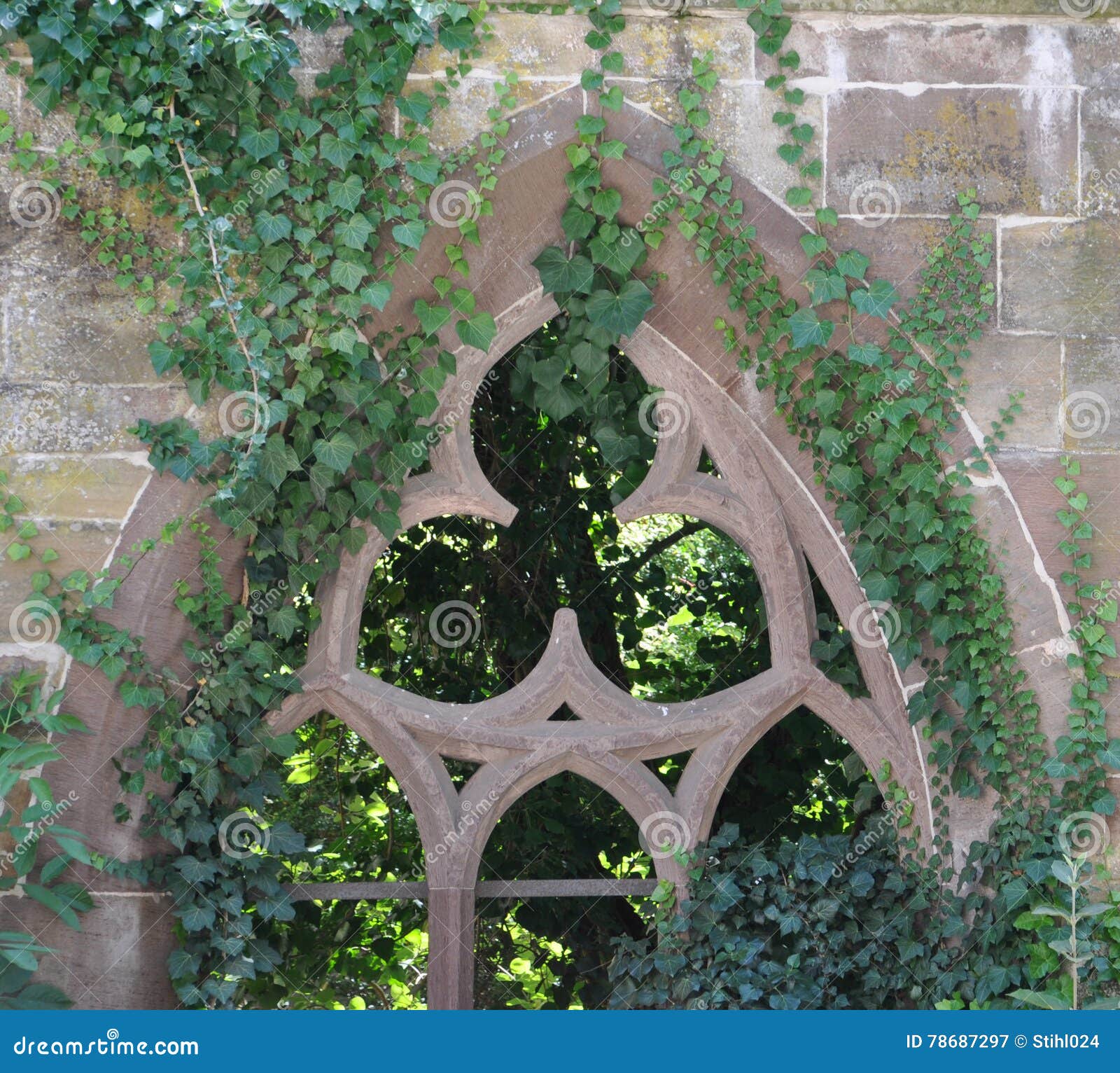 Gothic window ruin stock image. Image of detail, cathedral - 78687297
