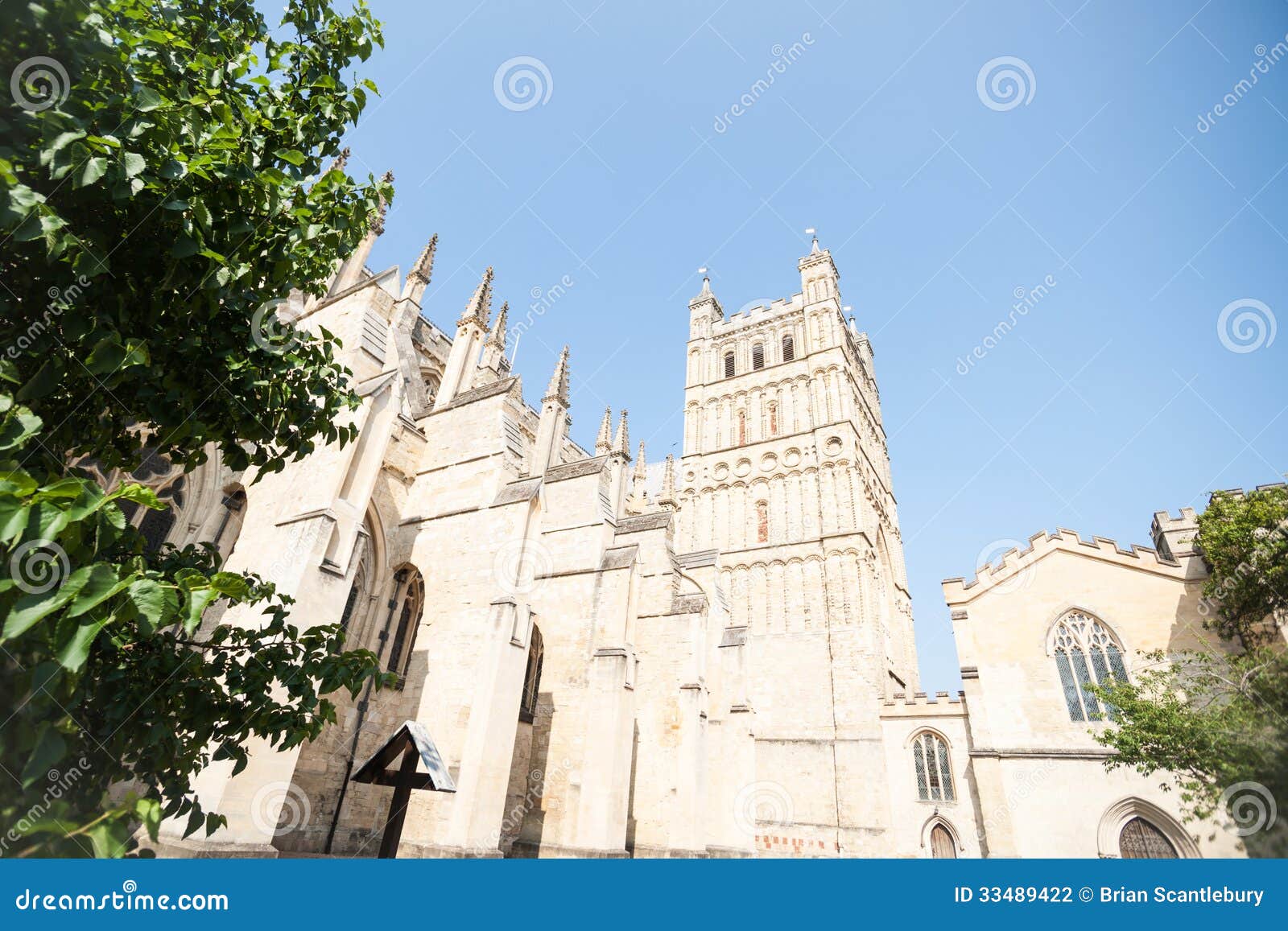 Gotisk arkitektur. arkivfoto. Bild av ställe, garnering - 33489422
