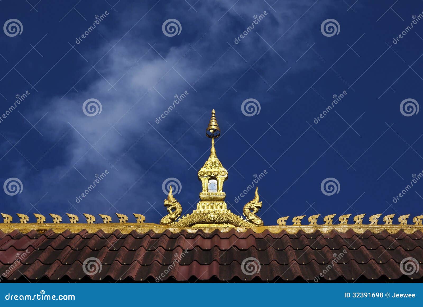 Gouden Dak Van Een Tempel in Vientiane in Laos Stock Foto - Image of ...