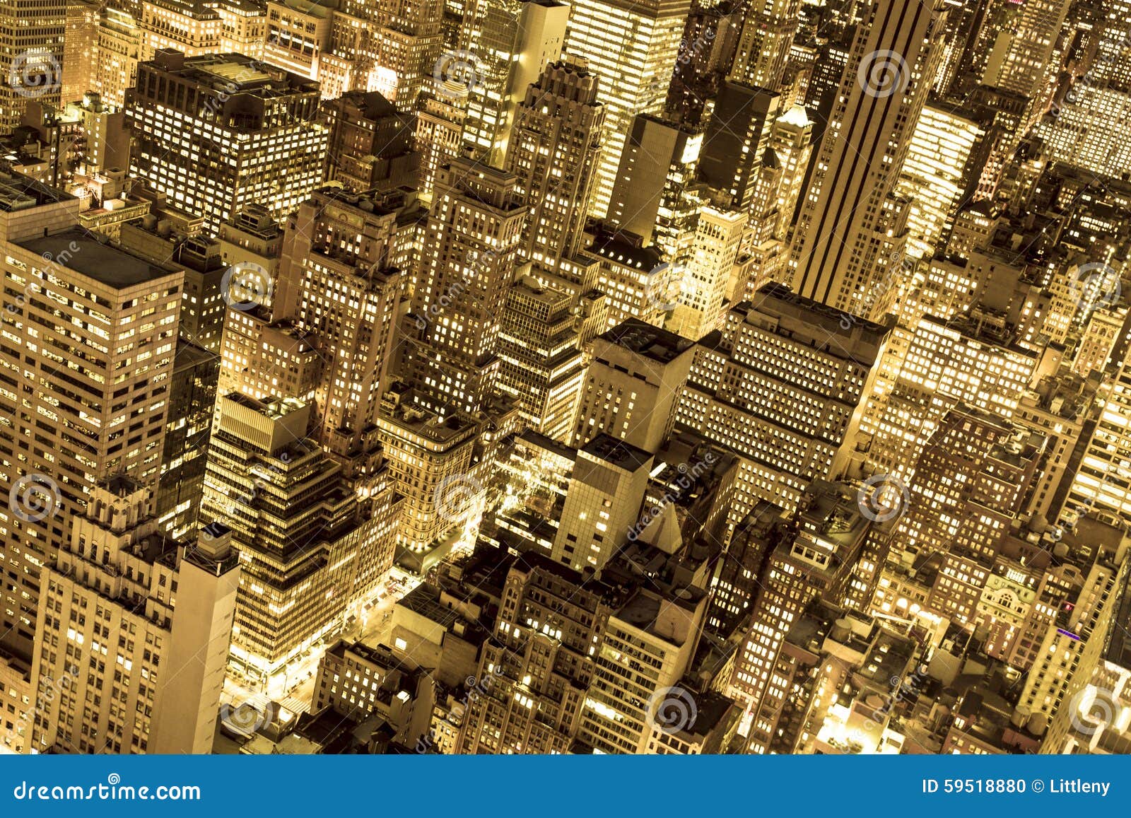 Gouden De Stadslichten Van New York Stock Foto - Image of gouden ...