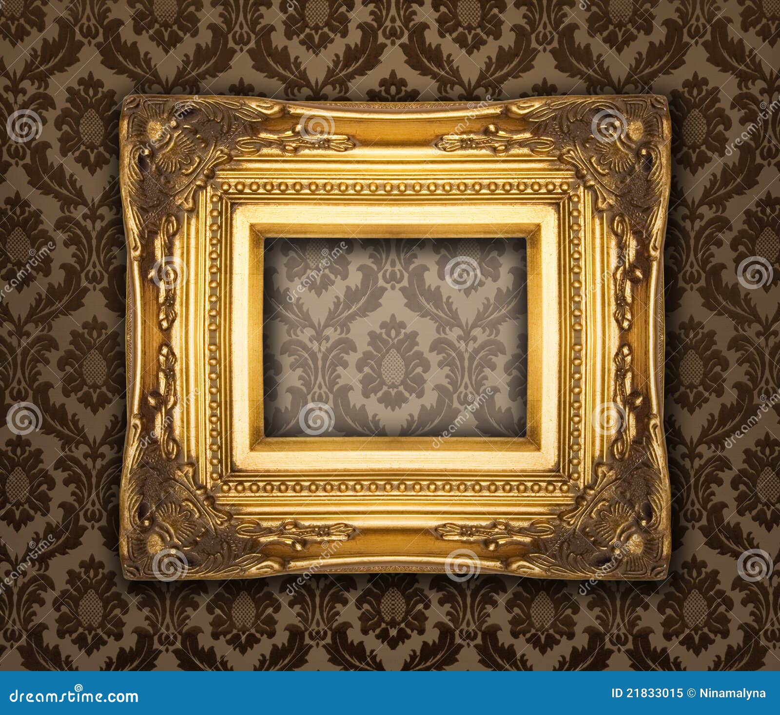Gouden frame stock afbeelding. Image of hangen, decoratief - 21833015