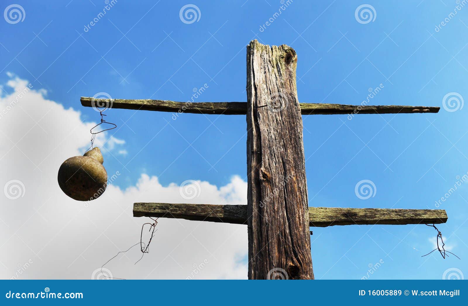 Gourd birdhouse stock image. Image of birdhouse, artificial - 16005889