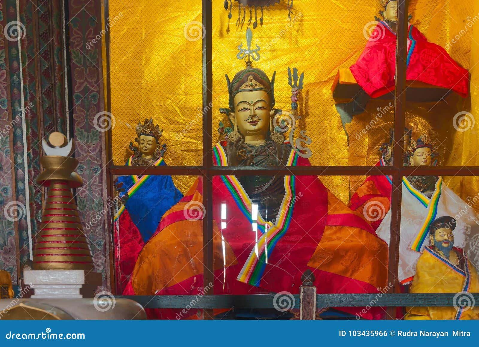 Goutama Buddha - Sikkim, Indien Redaktionell Bild - Bild av staty ...