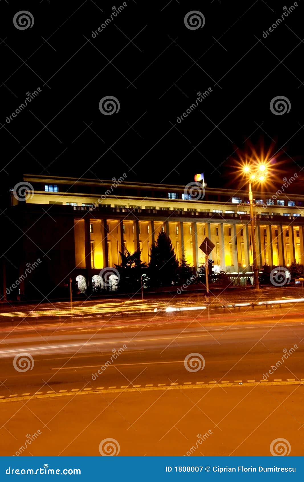 Government Building Picture. Image: 1808007