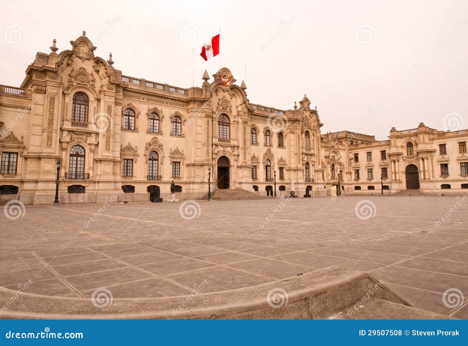 Government Building in Lima, Peru Stock Photo - Image of city, palacio ...