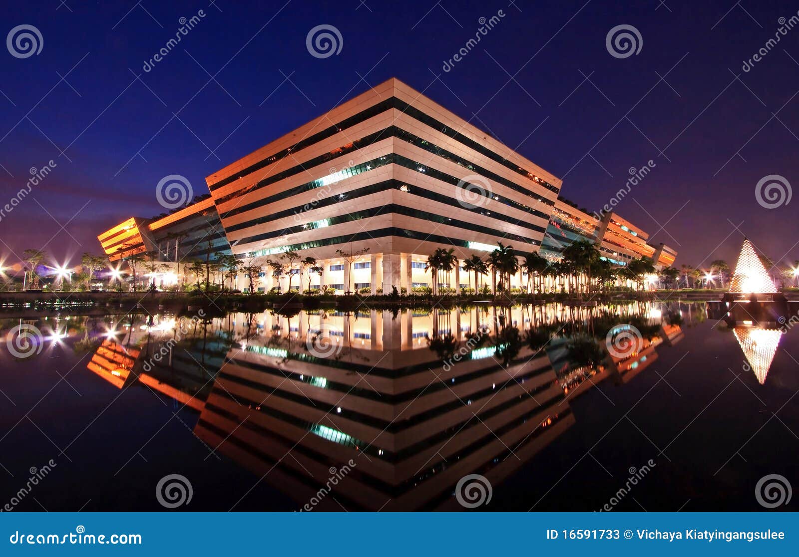 Government Complex Building Bangkok Thailand Editorial Stock Photo ...