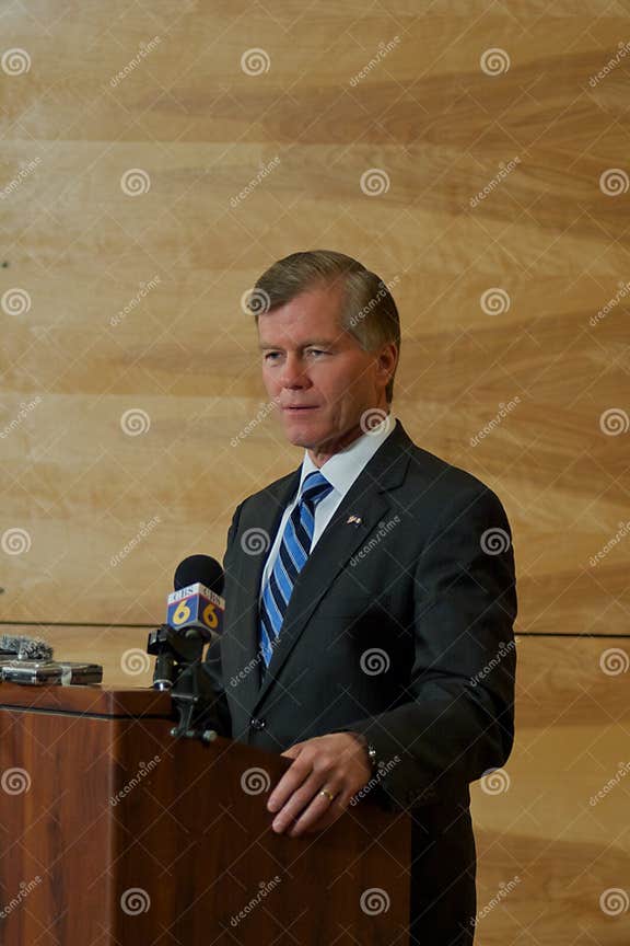 Governor Bob McDonnell VA editorial stock image. Image of emotion ...