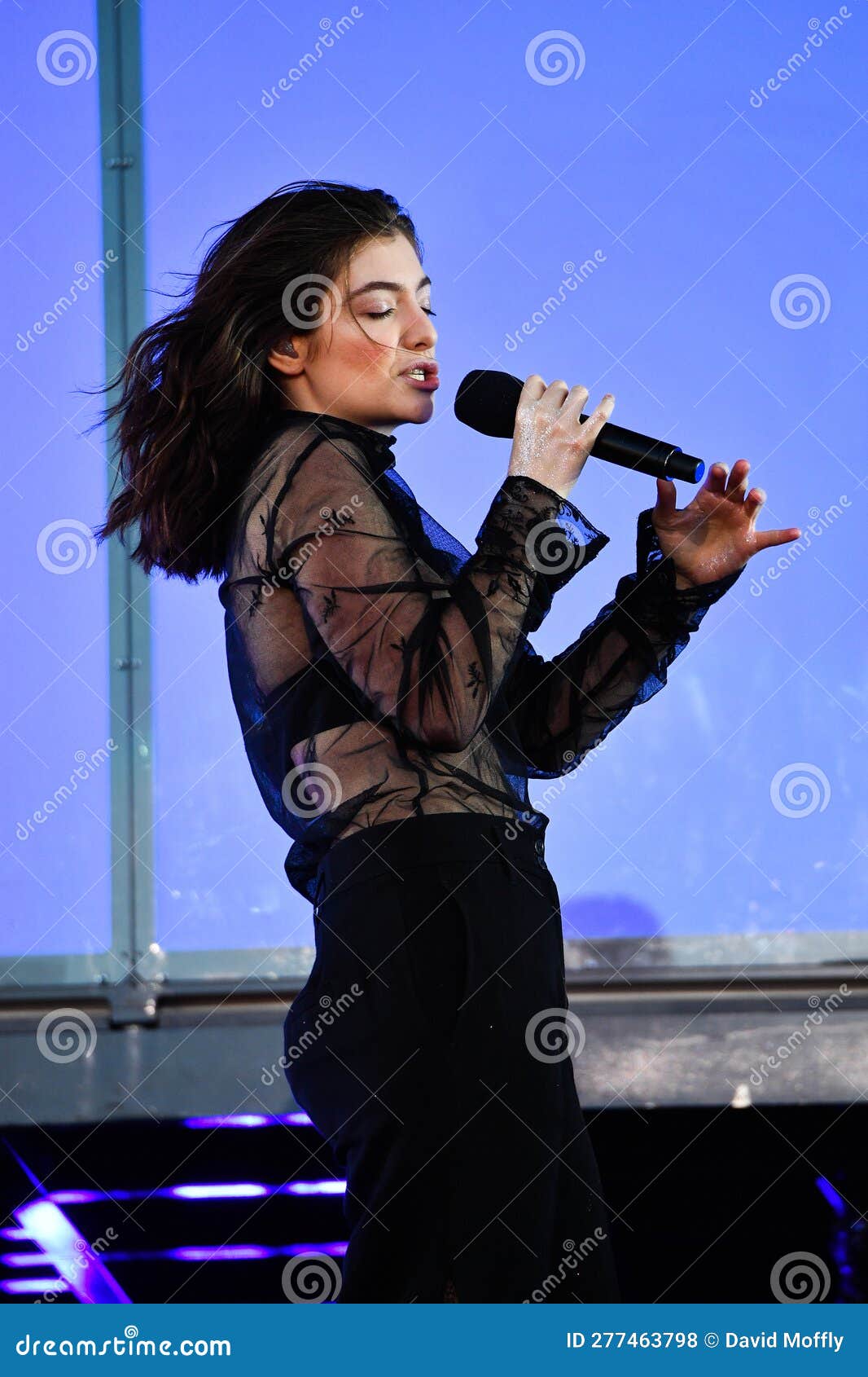 Lorde in Concert at Governors Ball Editorial Stock Photo - Image of ...