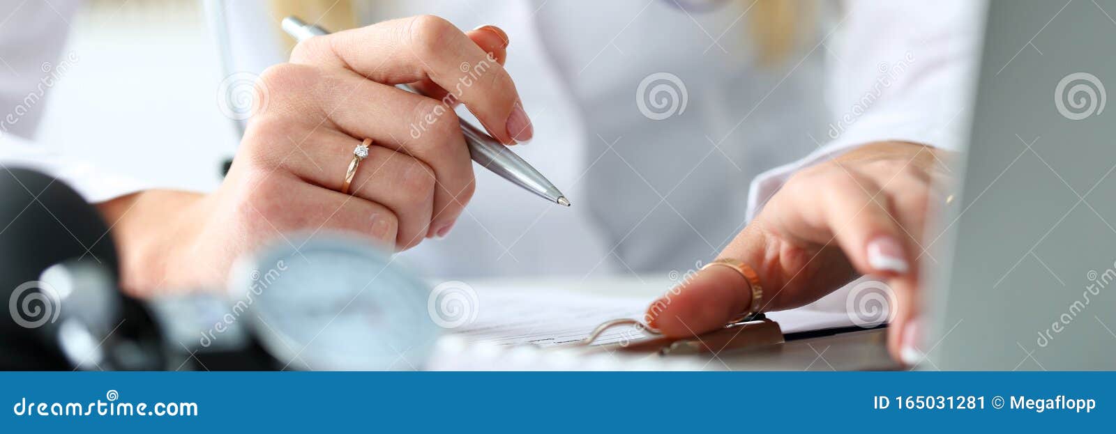 GP Working with Computer Pc Holding Silver Pen Stock Image - Image of ...
