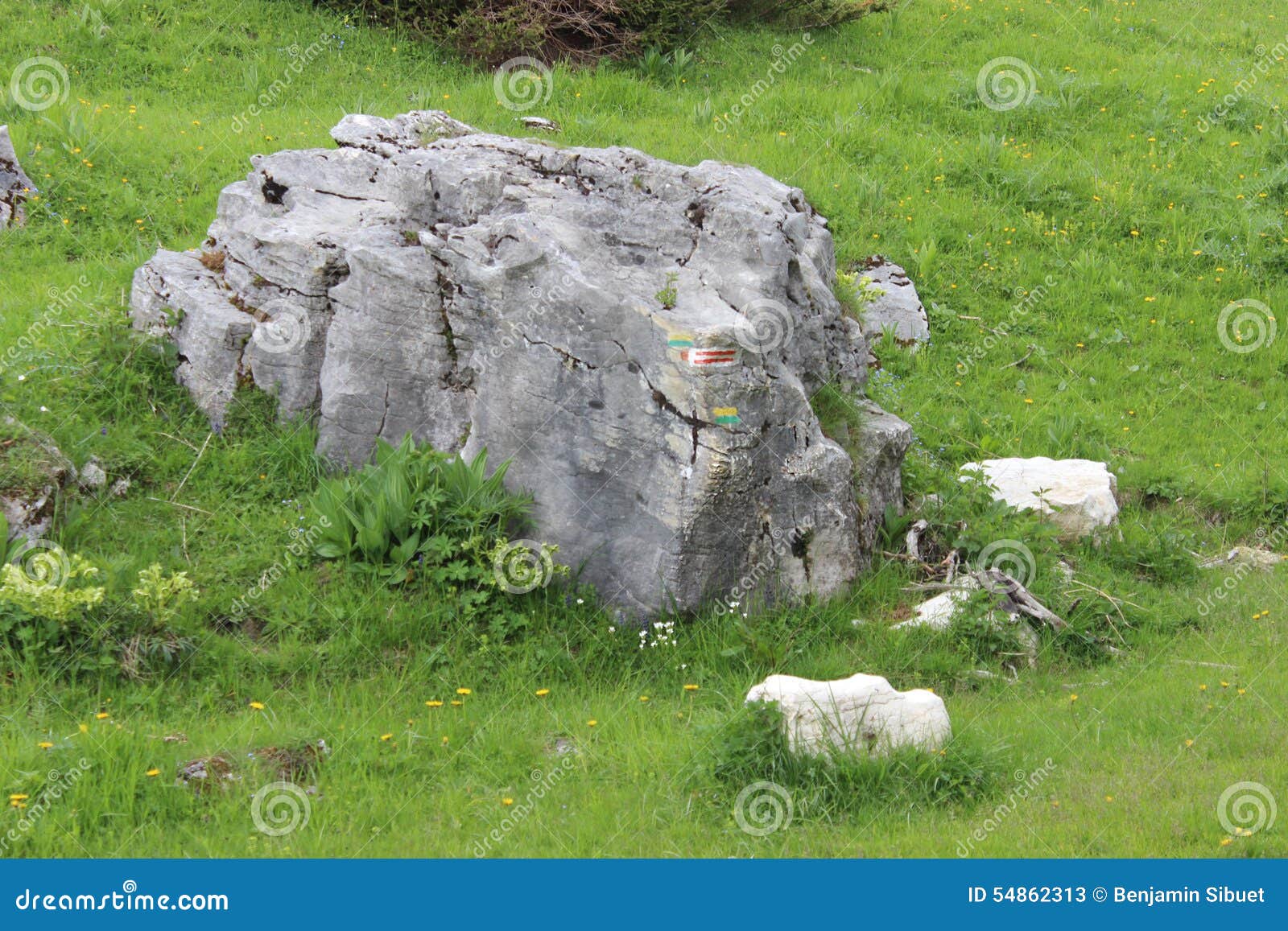 GR footpath stock image. Image of color, footpaths, pointer - 54862313
