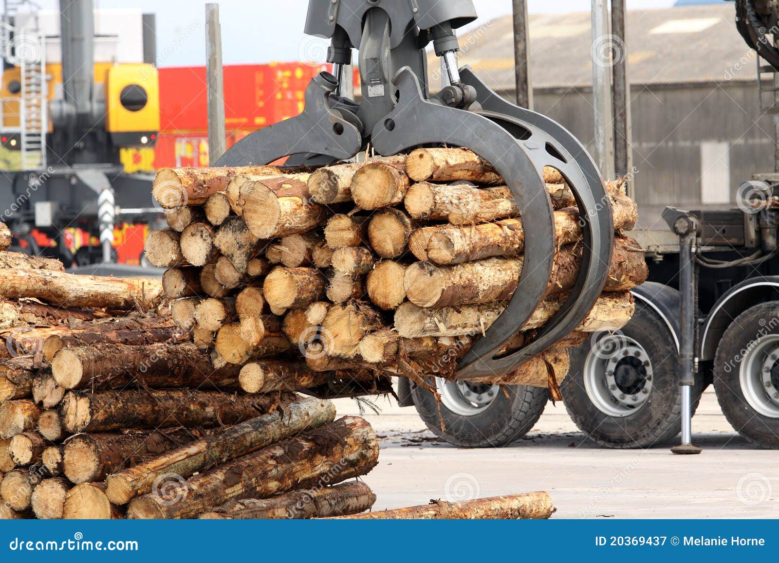 Grabber crane with timber stock image. Image of transport - 20369437