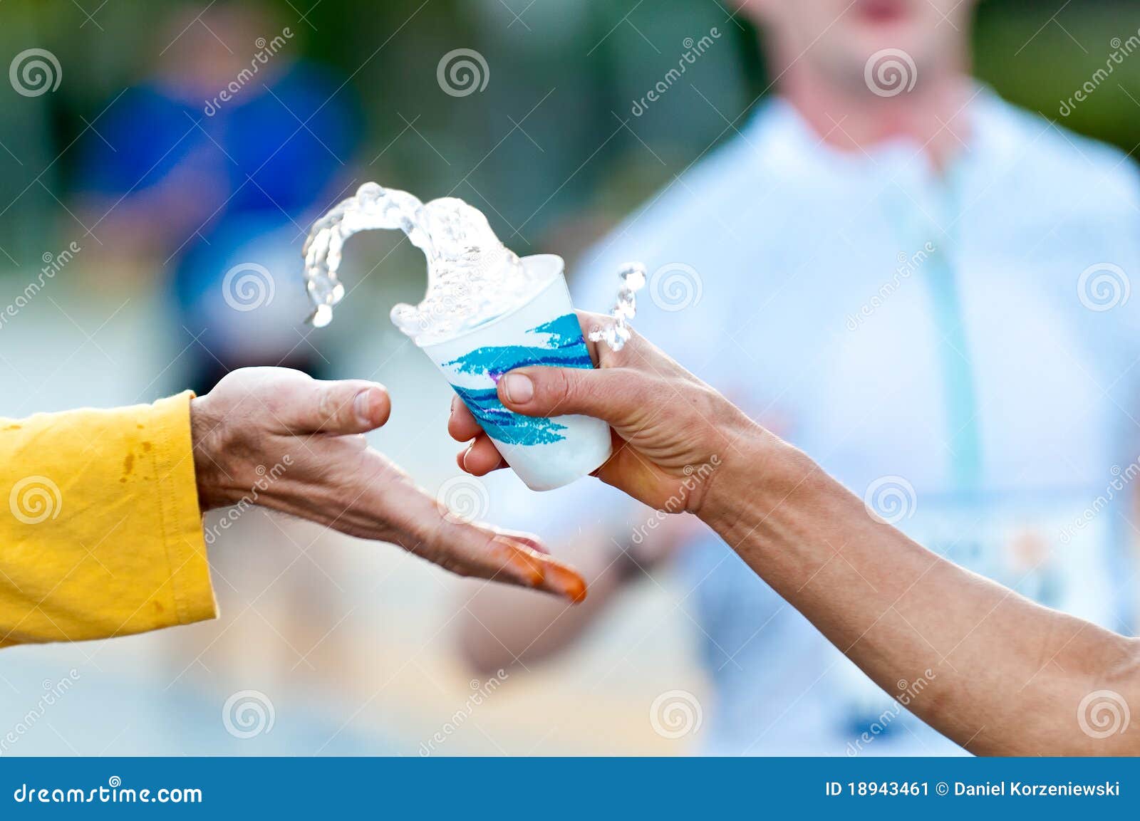 Grabbing Water during a Marathon Stock Image - Image of grabbing, race ...