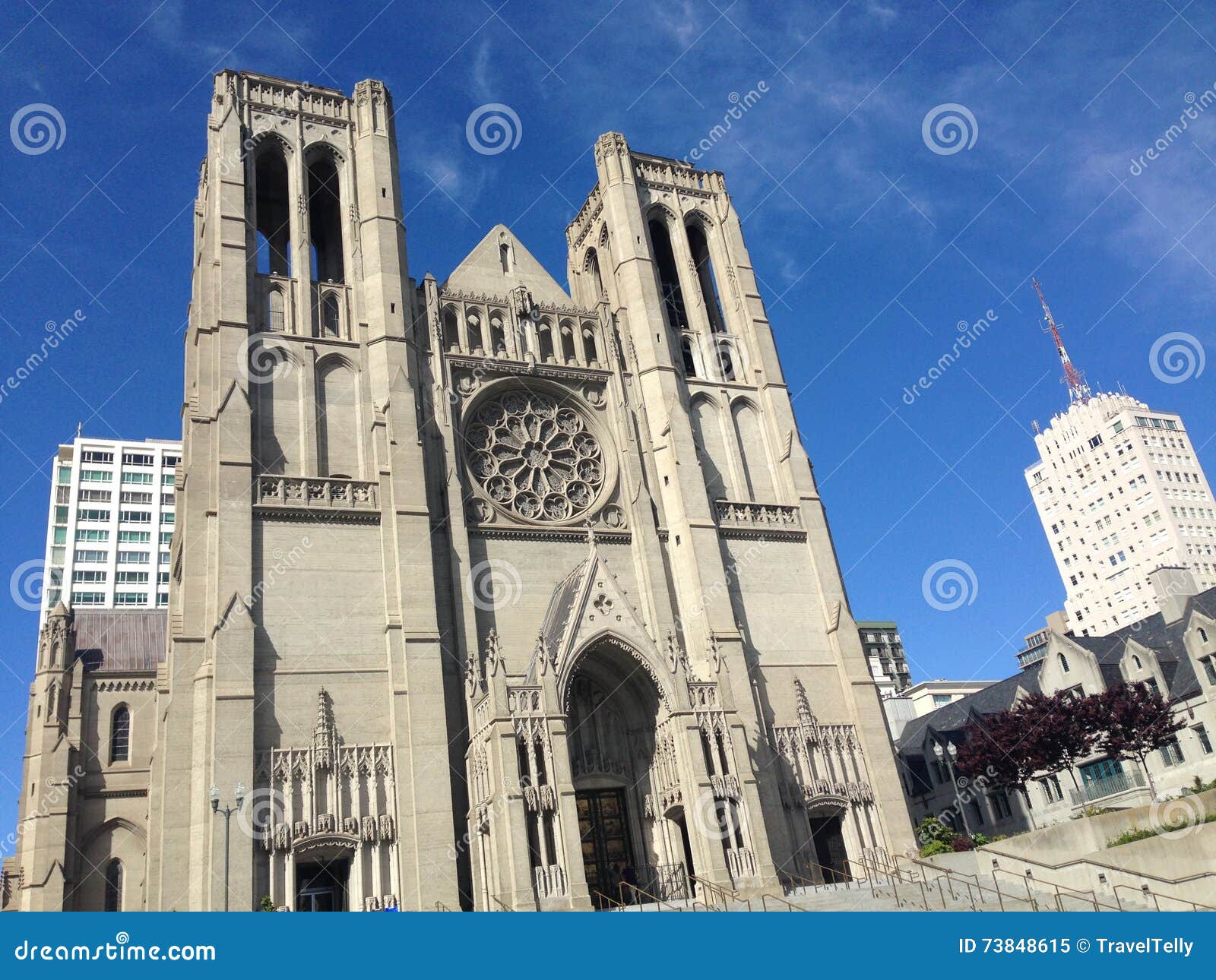 Grace Cathedral in San Francisco Stock Image - Image of hill, blue ...