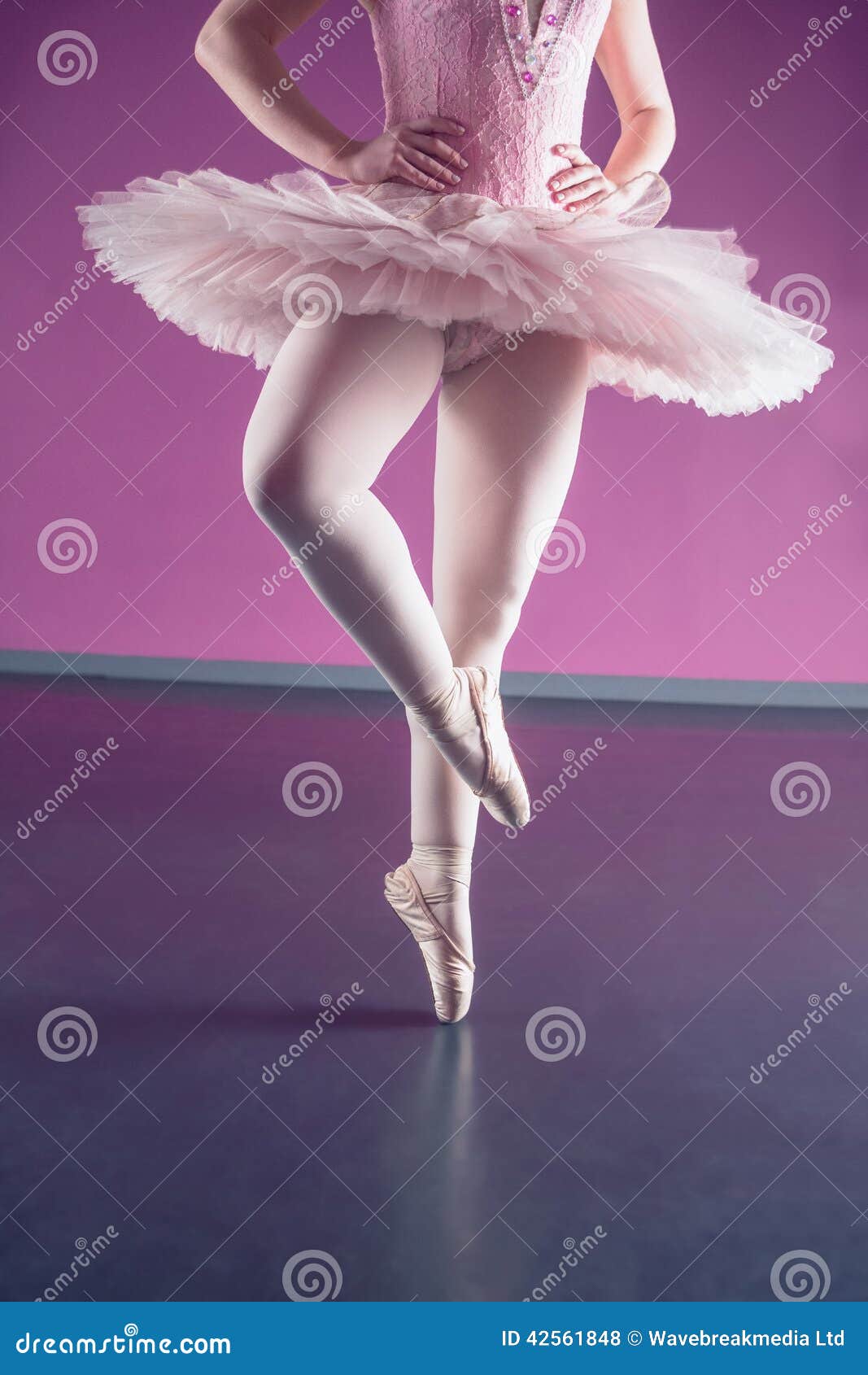 Graceful Ballerina Dancing En Pointe Stock Photo - Image of dance ...