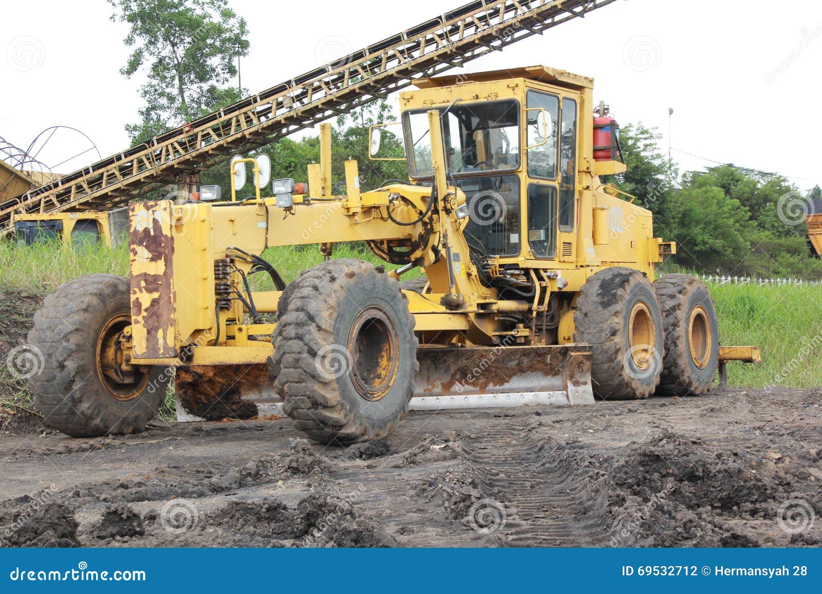 Grader in the Coal Mine Site Stock Photo - Image of equipment, grading ...
