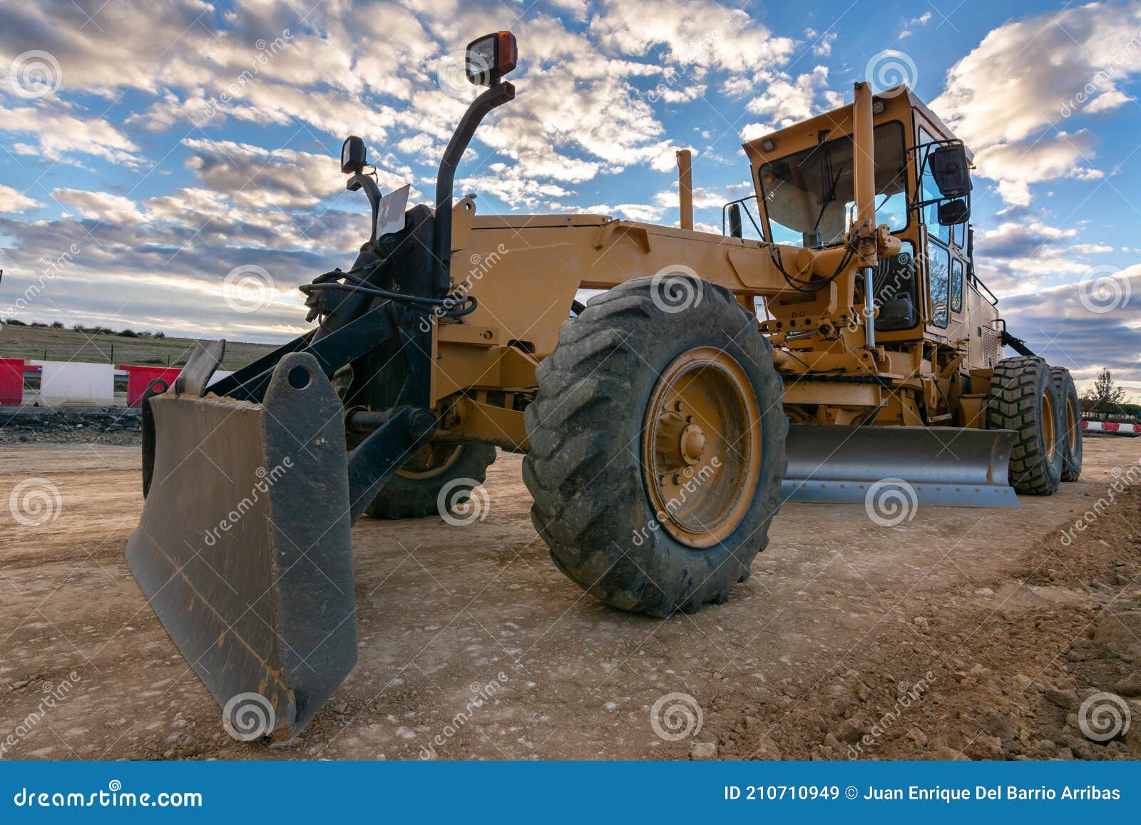 Grader Working on Gravel Leveling Stock Image - Image of gravel, motor ...